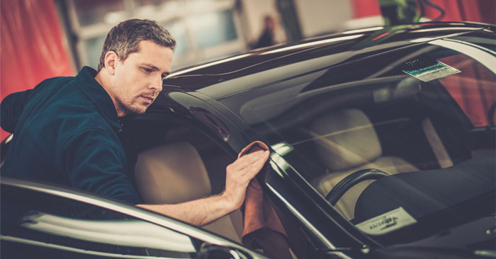 Do car valeters and detailers need motor trade insurance? | Road Runner